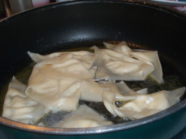 Introducing cheese buttons – a German tradition | Wag'n Tales